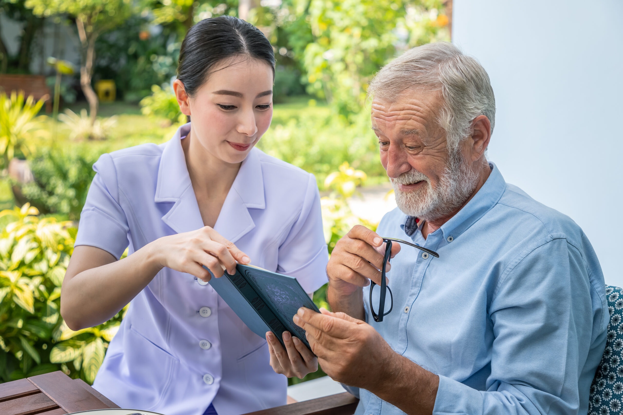 Évoluer lorsque l'on est déjà aide-soignant | IFSO
